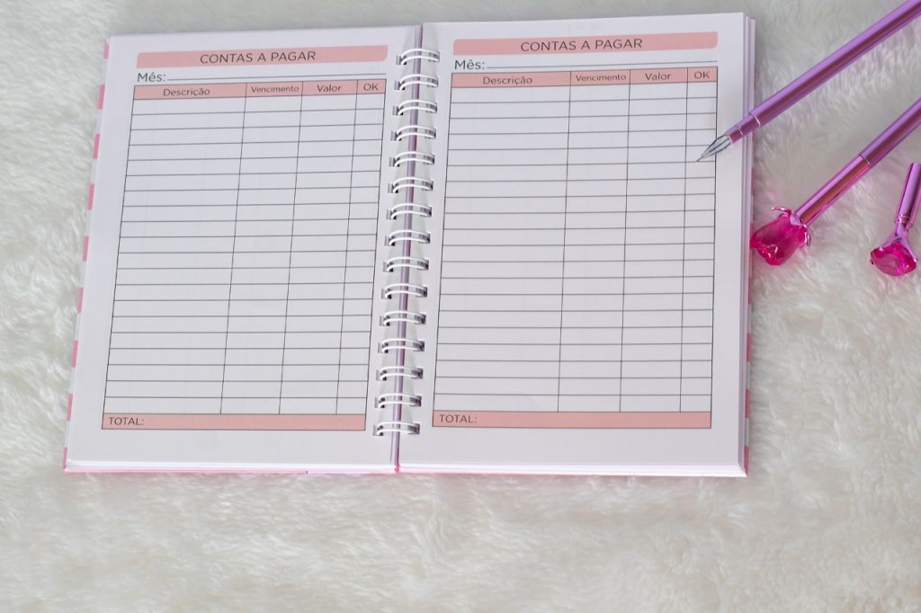 Caderno de Contas a pagar – Loma Crafts