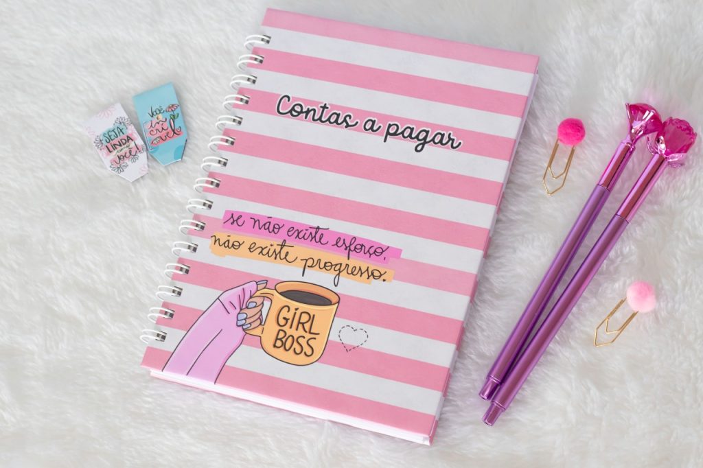 Caderno de Contas a pagar – Loma Crafts